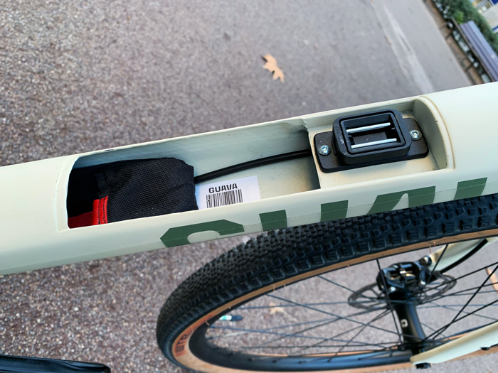 GUAVA SPOT RIVAL AXS - Biciocasion Barcelona